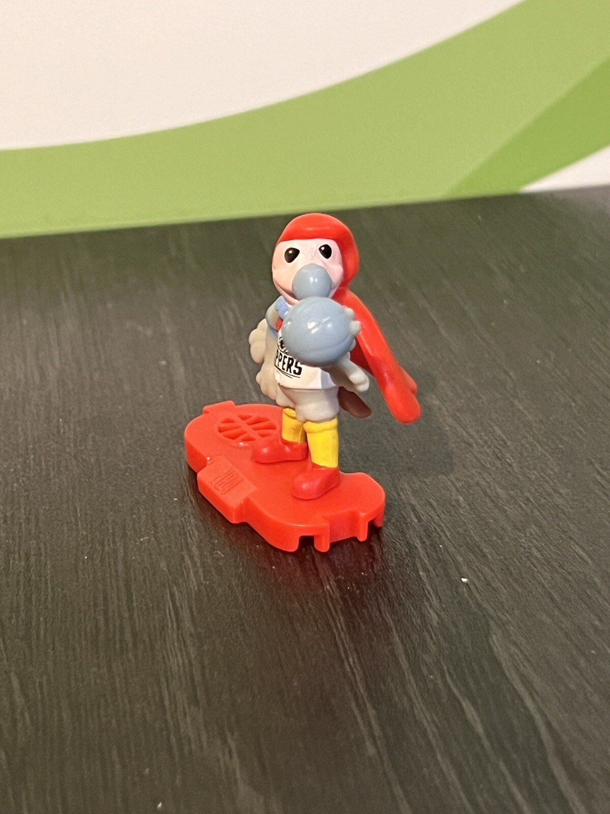 FREE SHIPPING Kinder Joy NBA Mascot Limited Edition 2023. Pick your own ...