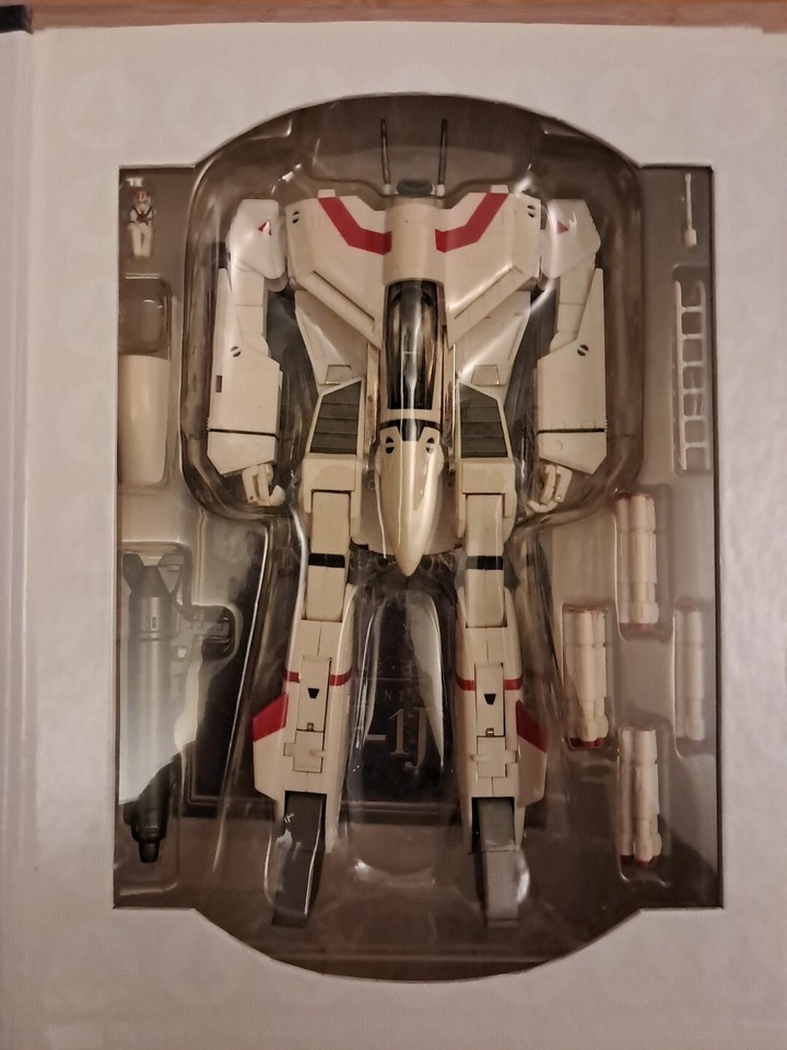 ROBOTECH MASTERPIECE COLLECTION MACROSS SAGA VOLUME 1 RICK HUNTER VF-1J ...