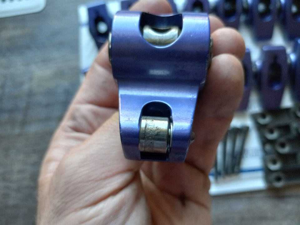 1986-1995 Ford Mustang 5.0L Ford Racin Rockers 1.6 Pedestal Mount GT40 ...