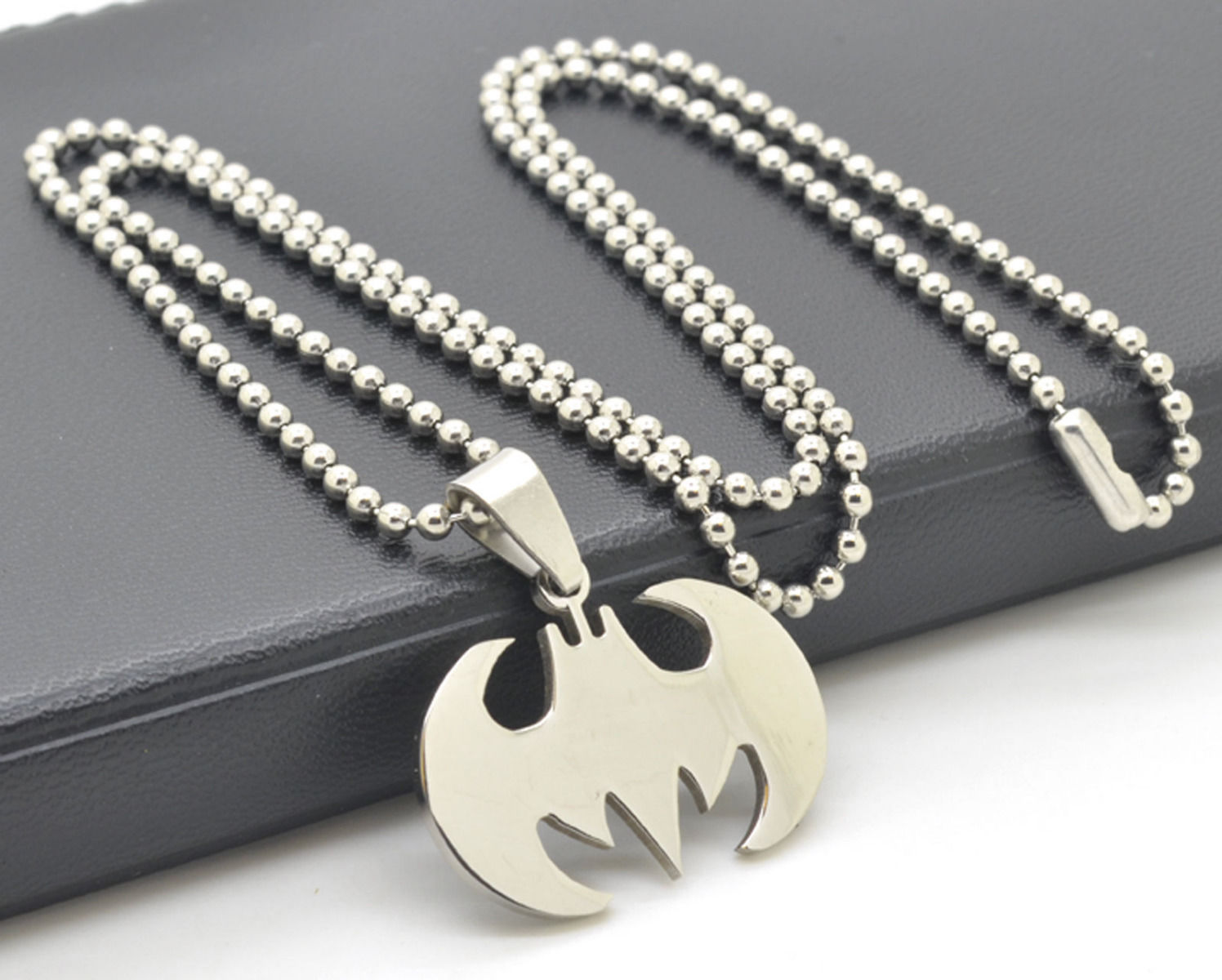 DC Comics Batman Logo Stainless Steel Pendant/Necklace 22" Chain | eBay