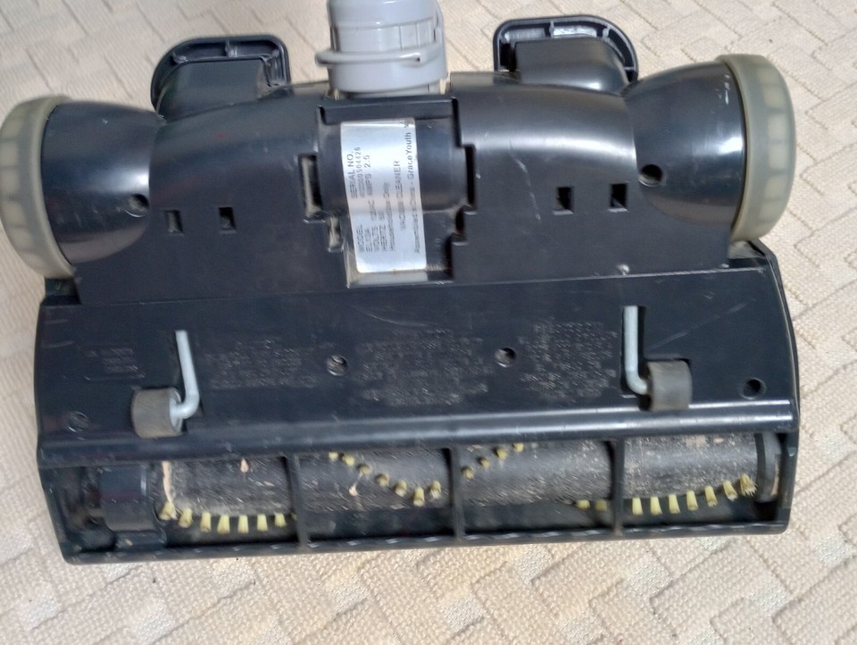 Electrolux UltraActive Bagless Canister Vacuum Cleaner EL4307 with ...