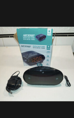 Nelsonic AM/FM Digital Tuning Clock Radio with Battery Backup, NLC695 ...
