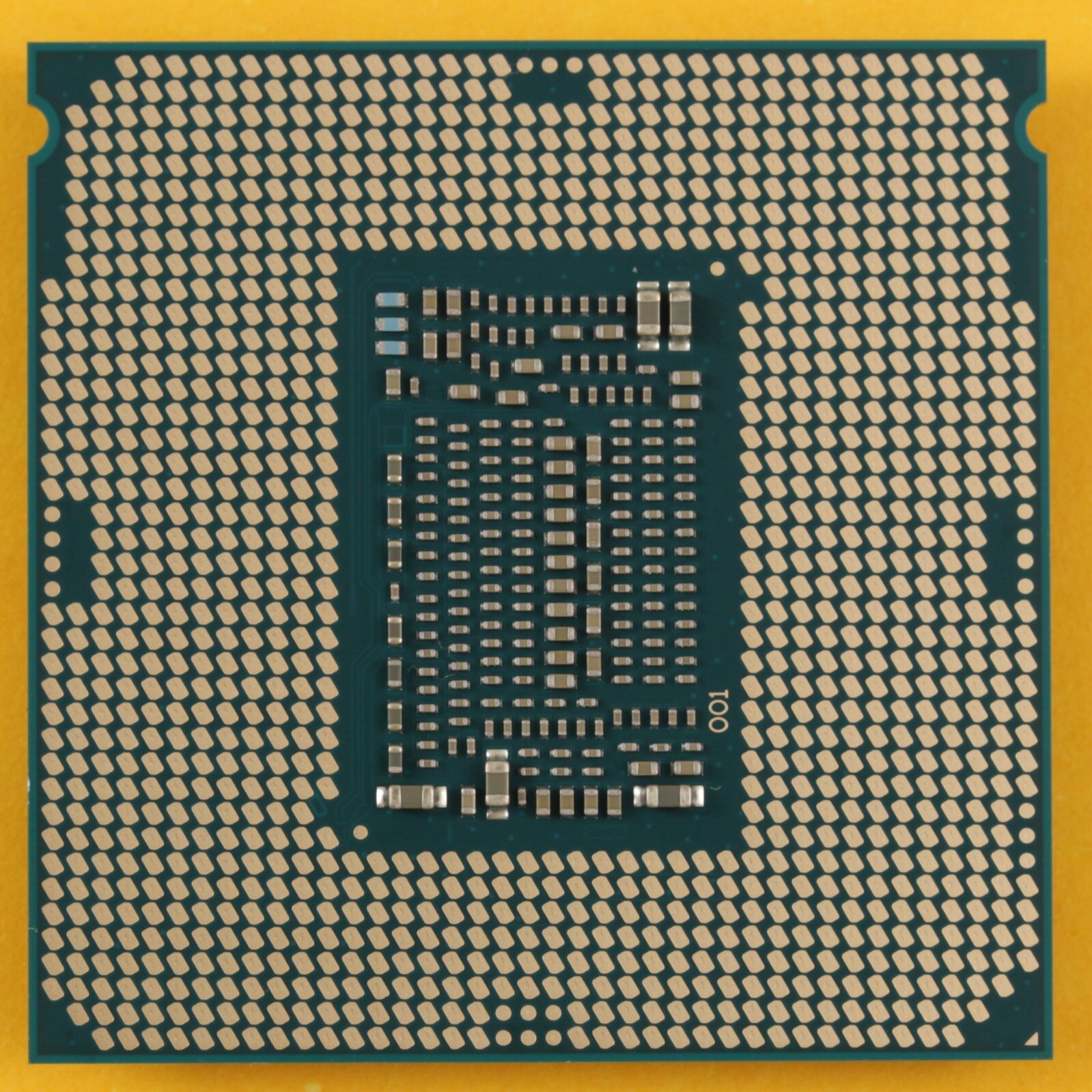 Intel Core i7 i7-8700T 8th Gen 6 Core CPU 2.4Ghz Coffee Lake-S Socket ...