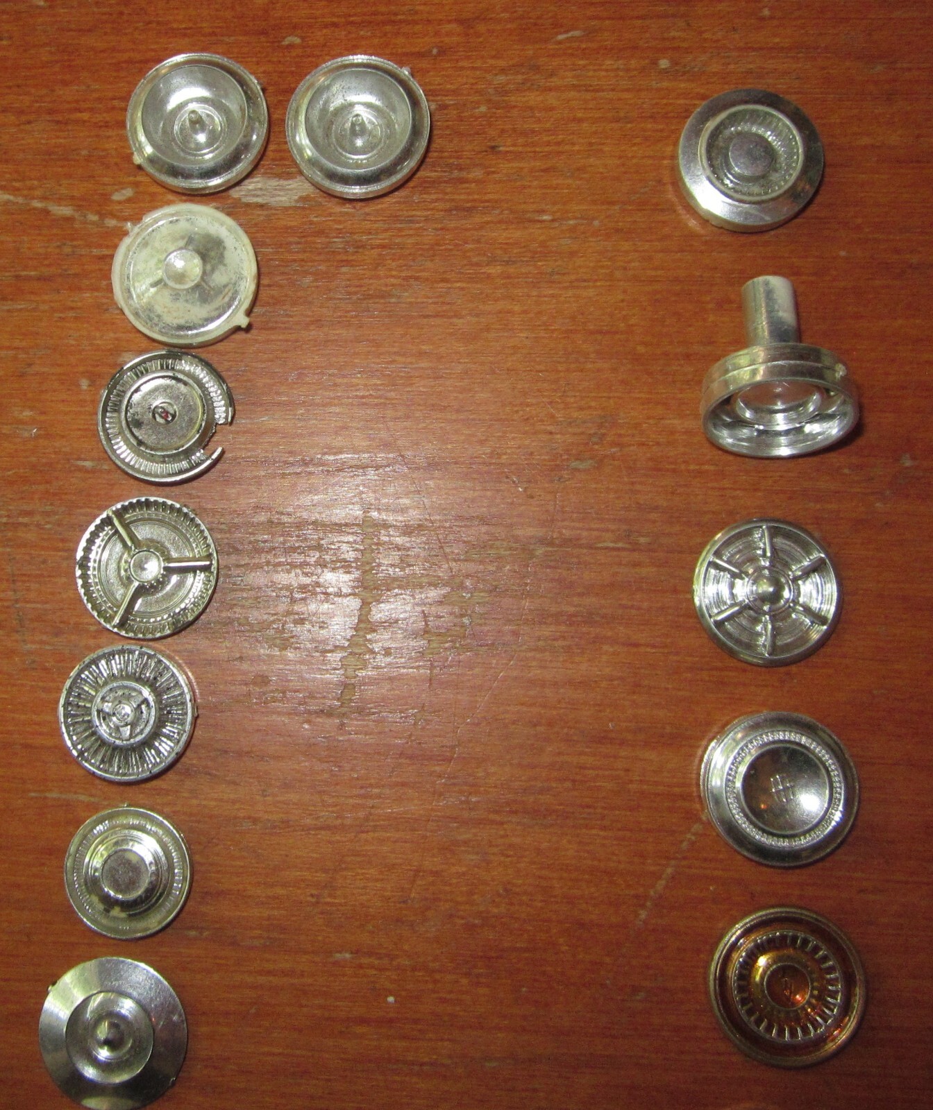 1960's AMT Johan 1/25 Annual Kit Wheel Hubcap Parts Lot Chevy Buick ...