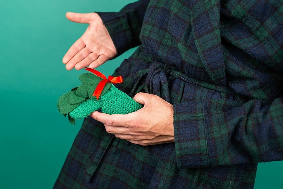 THE CHRISTMAS MISTLETOE Willy Warmer Weener Knitted Crochet Sock - GaG ...
