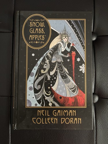 Snow, Glass, Apples Graphic Novel Book Neil Gaiman Colleen Doran ...