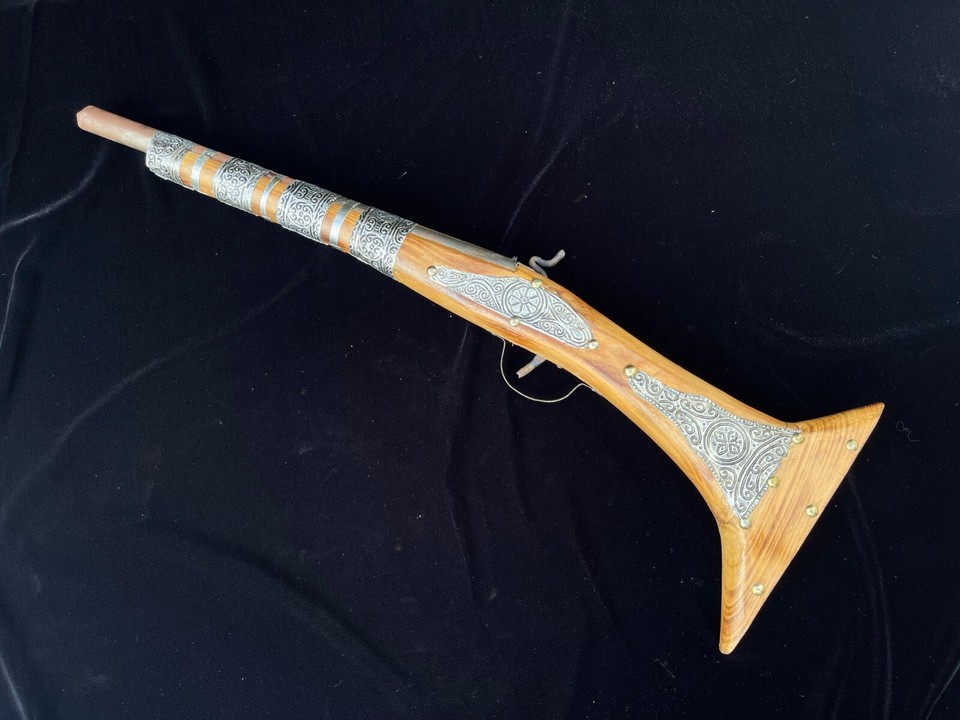 Vintage Moroccan Berber Gun Flintlock Handcrafted Rifle Silver & Wood ...