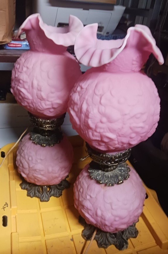 Pair Of VTG FENTON GWTW PINK SATIN CUSTARD GLASS FLOWER POPPY LAMPS | eBay