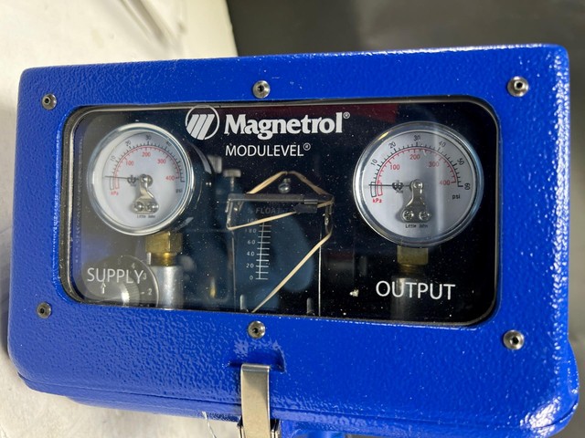 Magnetrol P68-2F2A-PAJ Modulevel Pneumatic Liquid Level & Control Air ...