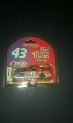 NIP Nascar #43 Berry Burst Cheerios 2003 Ed. Team Caliber Diecast Car 1 ...