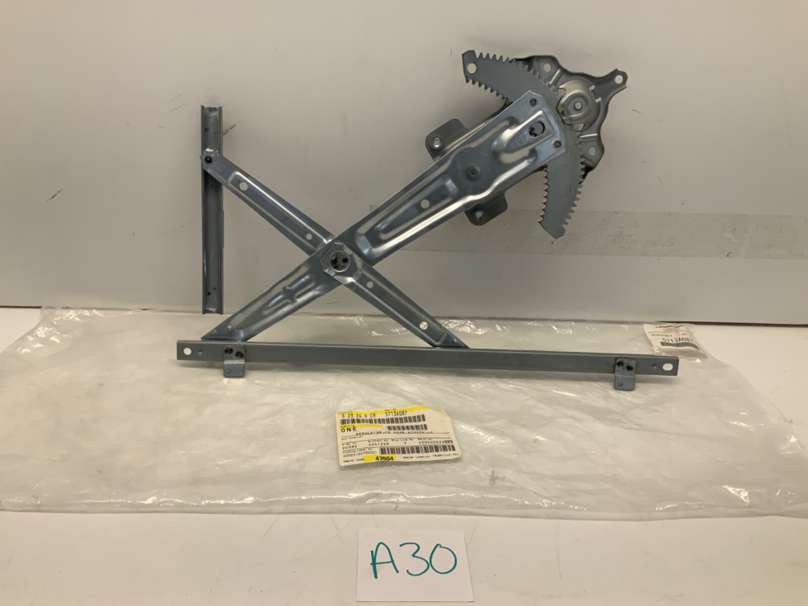 2007-2013 Mitsubishi Outlander Window Regulator Glass Front Left Driver ...