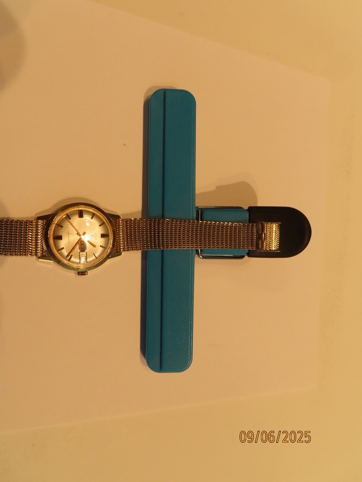 Vintage ELGIN Gold Base Metal Bezel Stainless Steel Back | eBay