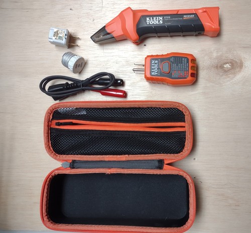 KLEIN Circuit Breaker Finder Locator & GFCI Outlet Receptacle Plug ...