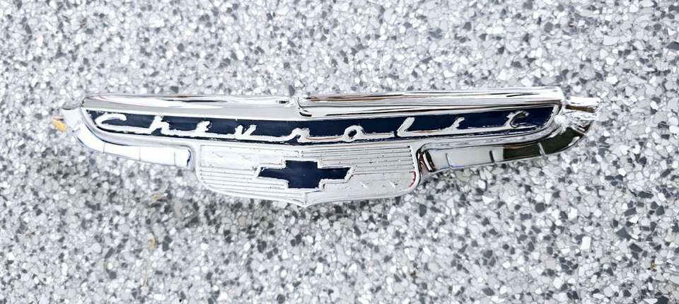 1952 Chevrolet Chevy Hood Emblem GMC #1 | Genuine Used | OE | Logo ...