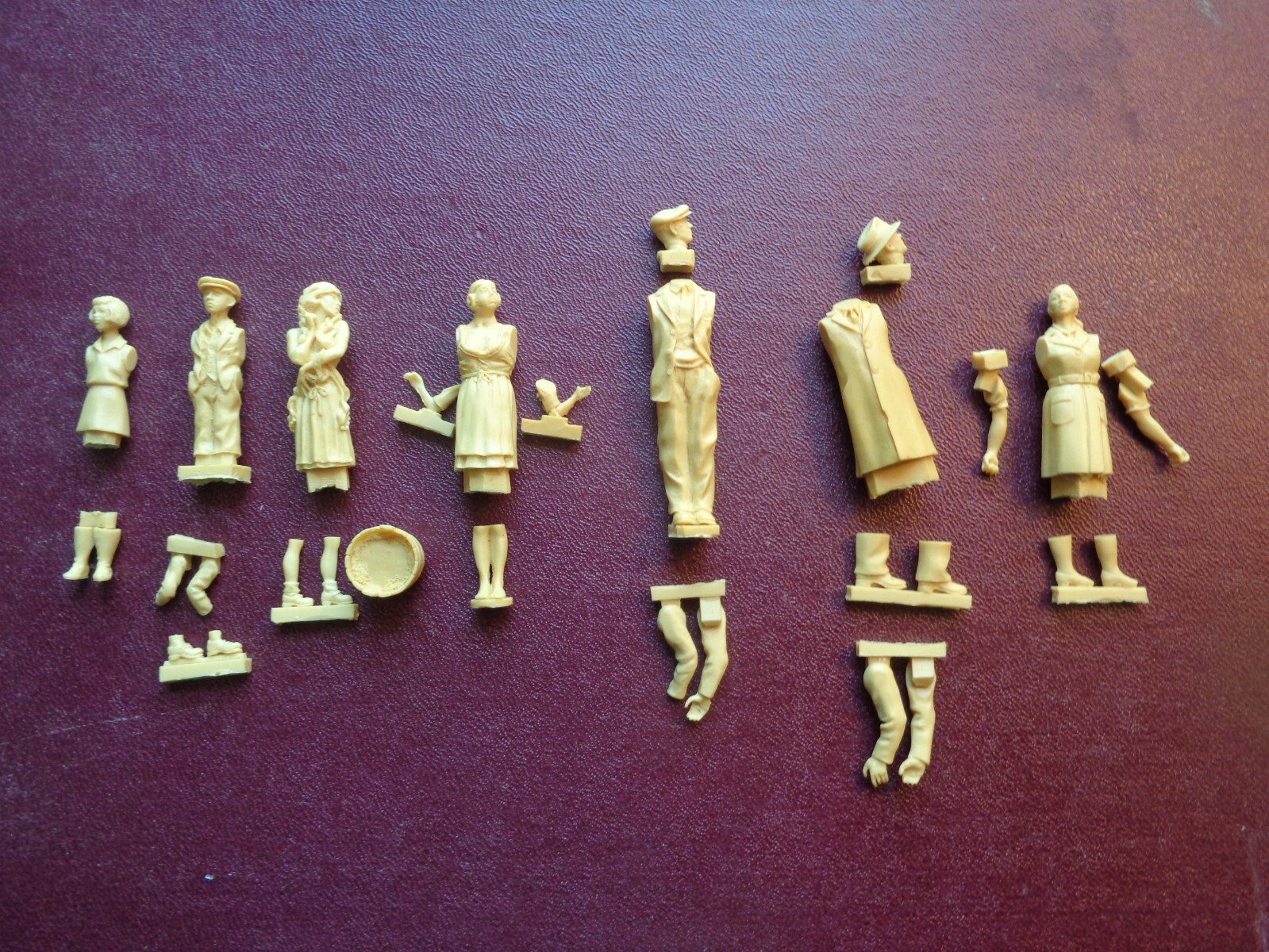 Verlinden Production, 1:35 Scale 54mm civilians men woman children, ww2 ...