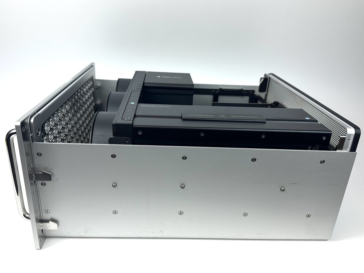 Apple Mac Pro 2019 A2304 3.2GHz 16-Core 1TB SSD 192GB DDR4 Apple Mac Pro 2019 A2304 3.2GHz 16-Core 1TB SSD 192GB DDR4