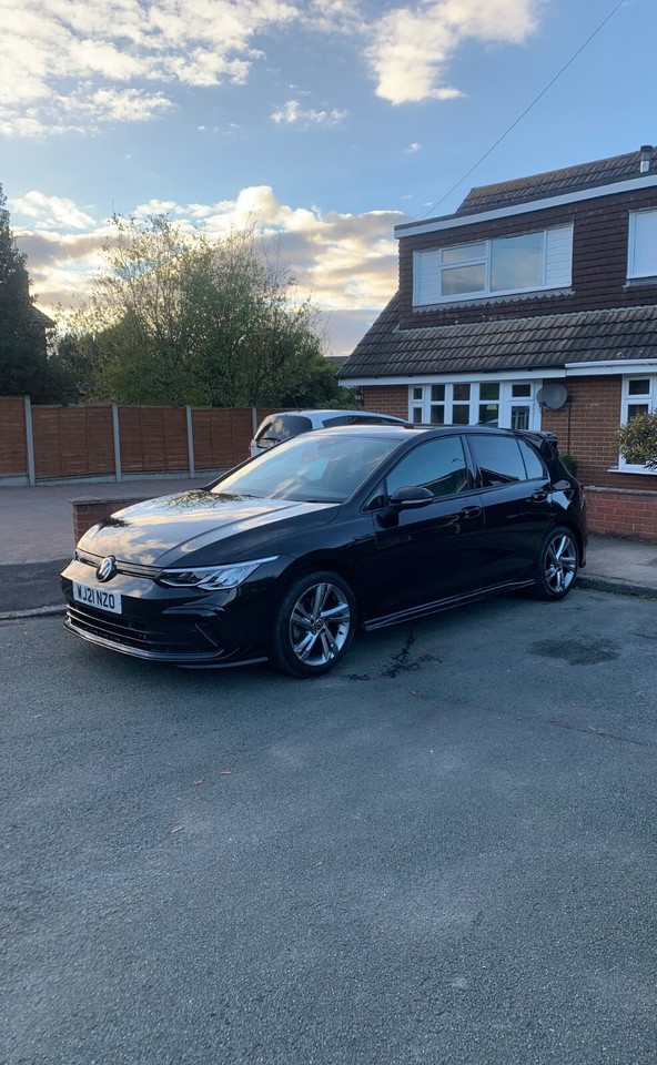 *2021 VW Golf MK8 R-Line 1.5 TSI Petrol – HIGH SPEC *OPEN TO OFFERS ...
