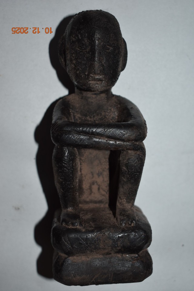 SHAMANS UNUSUAL IFUGAO HIPAG, LIZARD ON BACK 6" 1900S | eBay