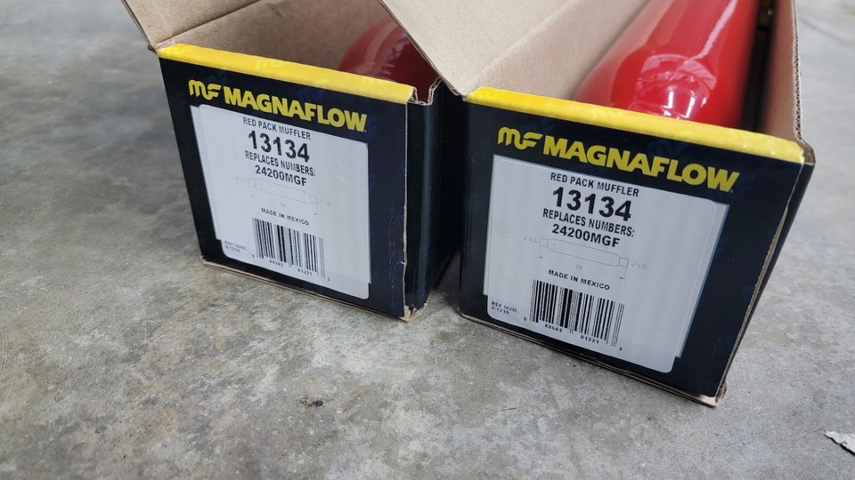 Magnaflow 13134 (24200) Red Pack Series Glasspack Muffler 2" In/Out ...