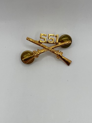 WW2 551 PIB PIR Parachute Infantry Crossed Rifles Pin Goyas Paratrooper ...