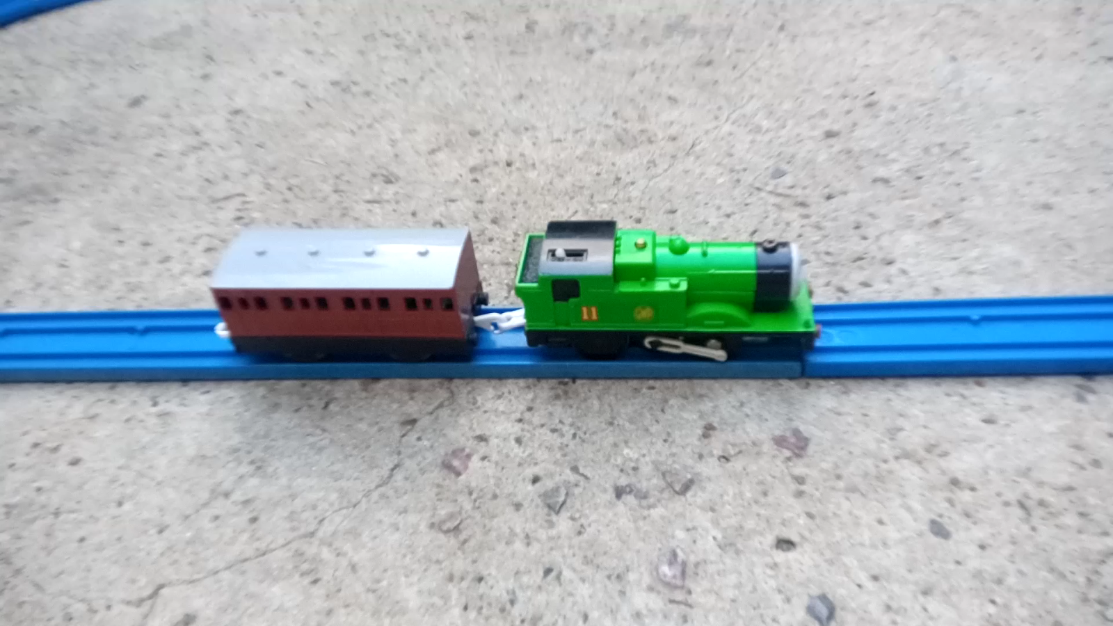 Oliver Thomas & Friends Trackmaster Plarail | eBay
