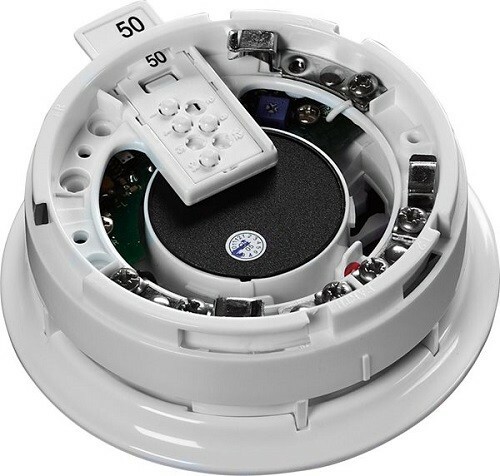 Apollo 55000-600 APO XP95 Optical Smoke Detector Optional Base Beacon ...