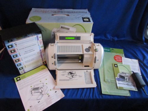 CRICUT PROVO CRAFT PERSONAL ELECTRONIC CUTTER MACHINE CRV001 W 7 ...