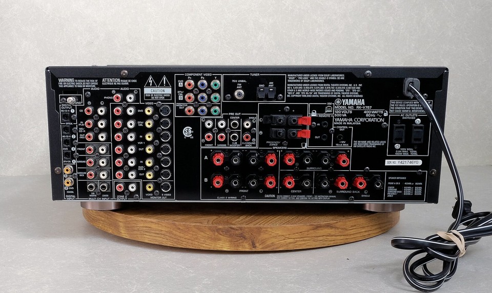 Yamaha RX-V757 7.1-Channel Home Theater Receiver , powers on, selling ...