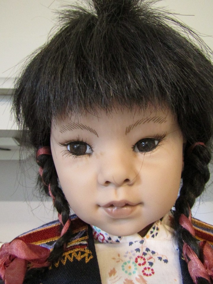 29" Vintage 1980s The Great American Doll Company SUZI Native American ...