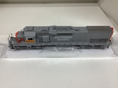 Athearn #71845 HO scale “UP (Ex SP)” SD40T-2 with DCC & SOUND Rd.8802 ...