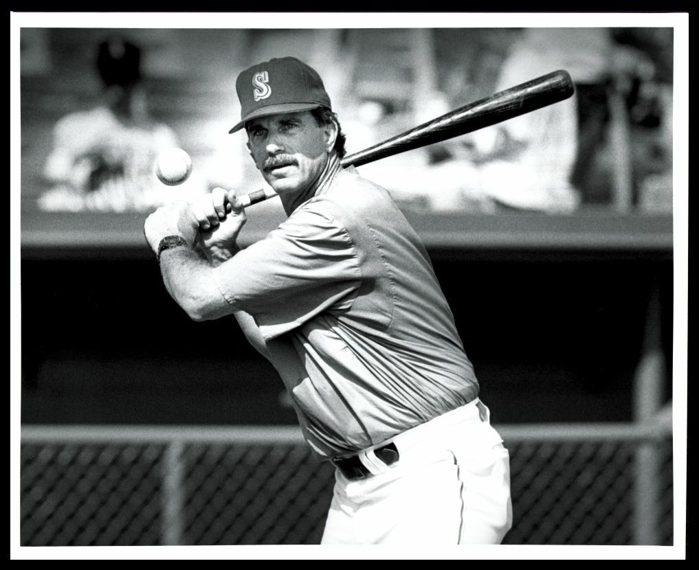 1992 Seattle Mariners BILL PLUMMER Batting Original Photo Type 1 | eBay