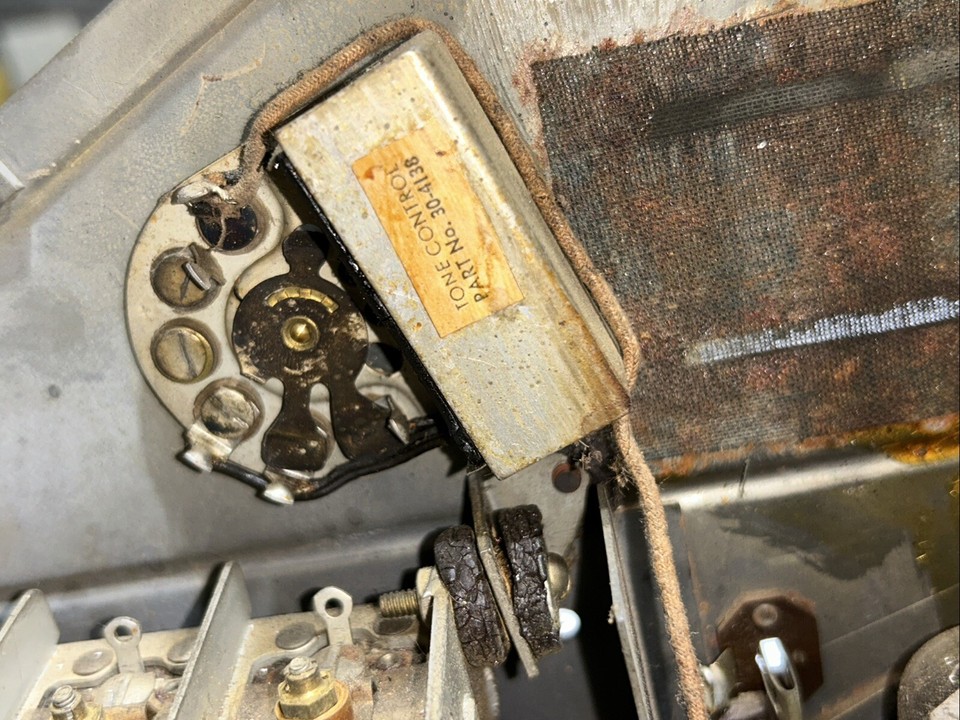 Vintage 1935 PHILCO Classic tube Radio Dodge MoPar Plymouth Chrysler De ...