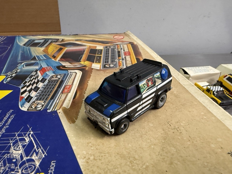 Ideal Toy Corp TCR Jam Van Slotless Track Racing Set Original Box (Read ...