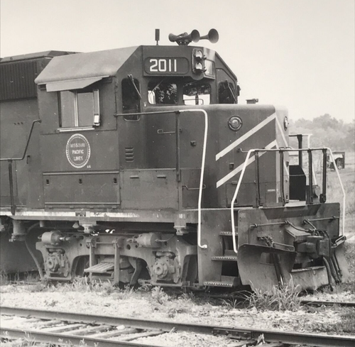 Missouri Pacific Lines Railroad MP MoPac #2011 Locomotive Train Photo Waco TX | eBay