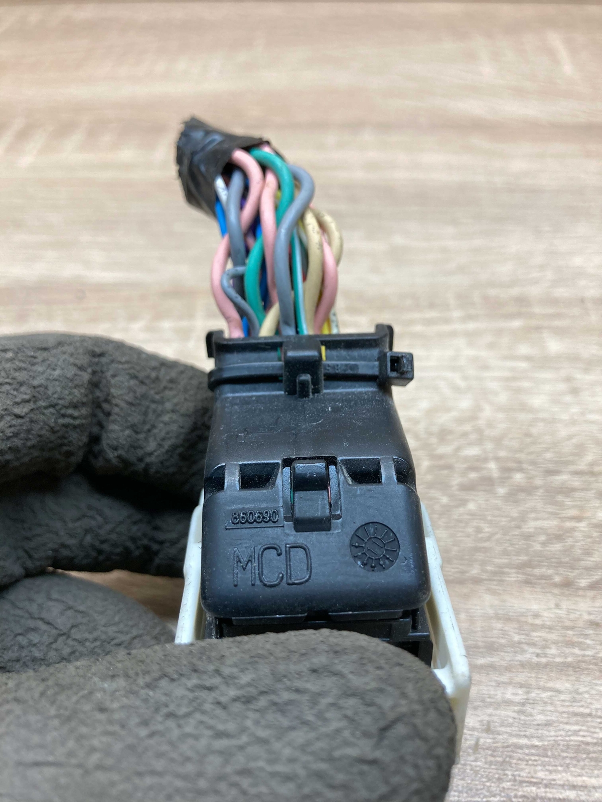 860690 MCD Citroen Connector Plug Unit Computer Wire Socket OE | eBay UK