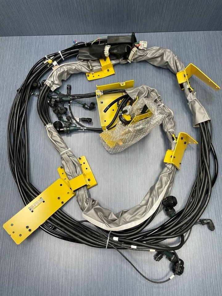 FANUC Cable Assembly A05B-1333-H506 For Robotic Arm | eBay