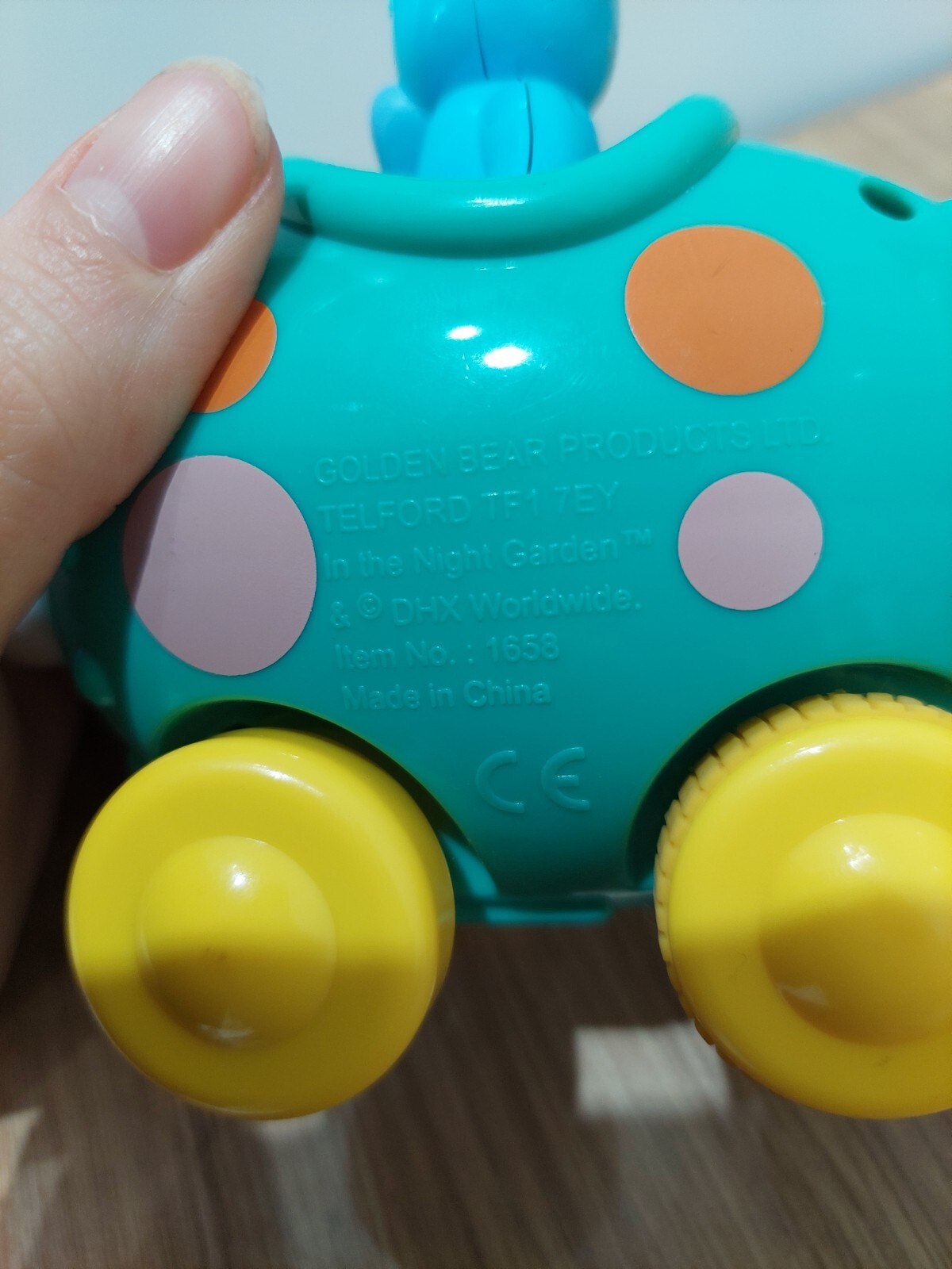 In The Night Garden Iggle Piggle Pinky Ponk Press Go Vehicle Toy ...