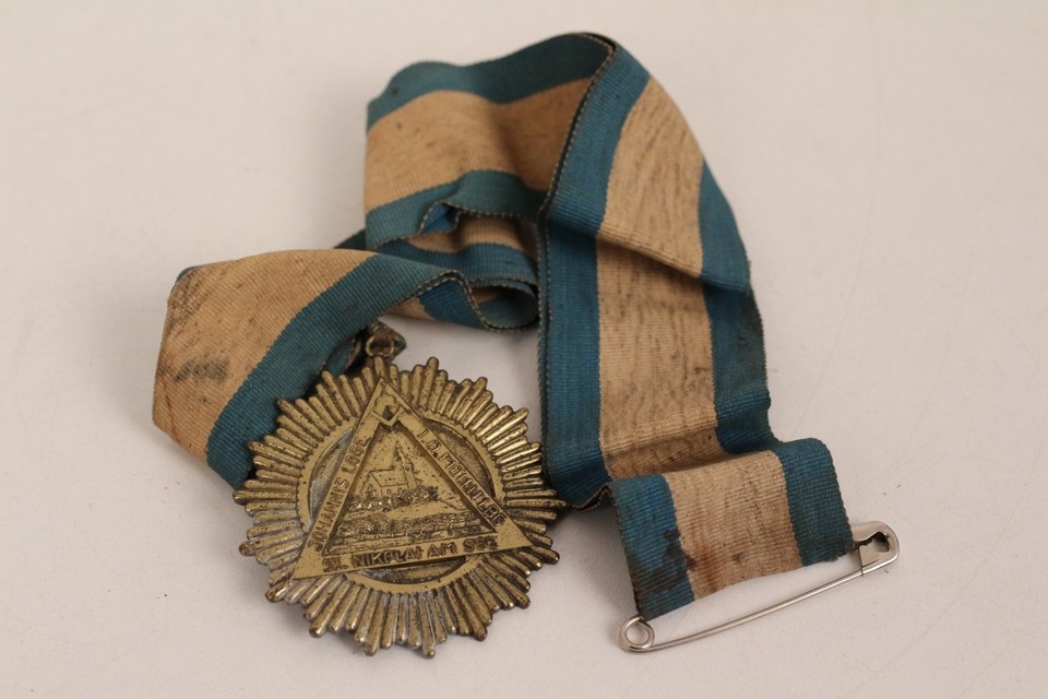 Johannes Loge Freimaurer-Abzeichen St. Nikolai am See Felix 1950 Bijou ...