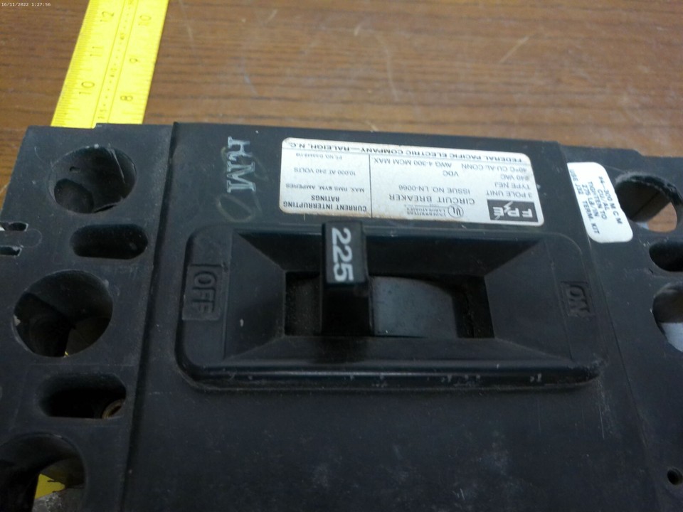FPE NEJ3225 225A 240V 3-P W/MAIN KIT CIRCUIT BREAKER /USED | eBay