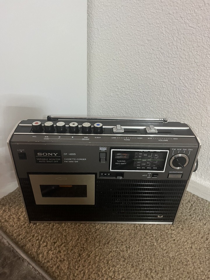 RARE! Vintage Sony CF-420S FM/AM/SW Radio Cassette-Corder | TESTED ...