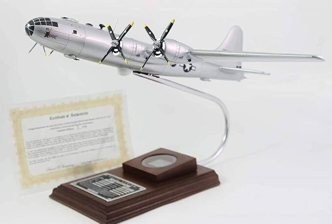 USAAF Boeing B-29 Superfortress Doc + Metal Relic 1/72 WW2 Model SC ...