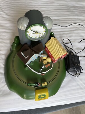 John Deere Electrical Alarm Clock, Farm House, Barn With Tractor And ...