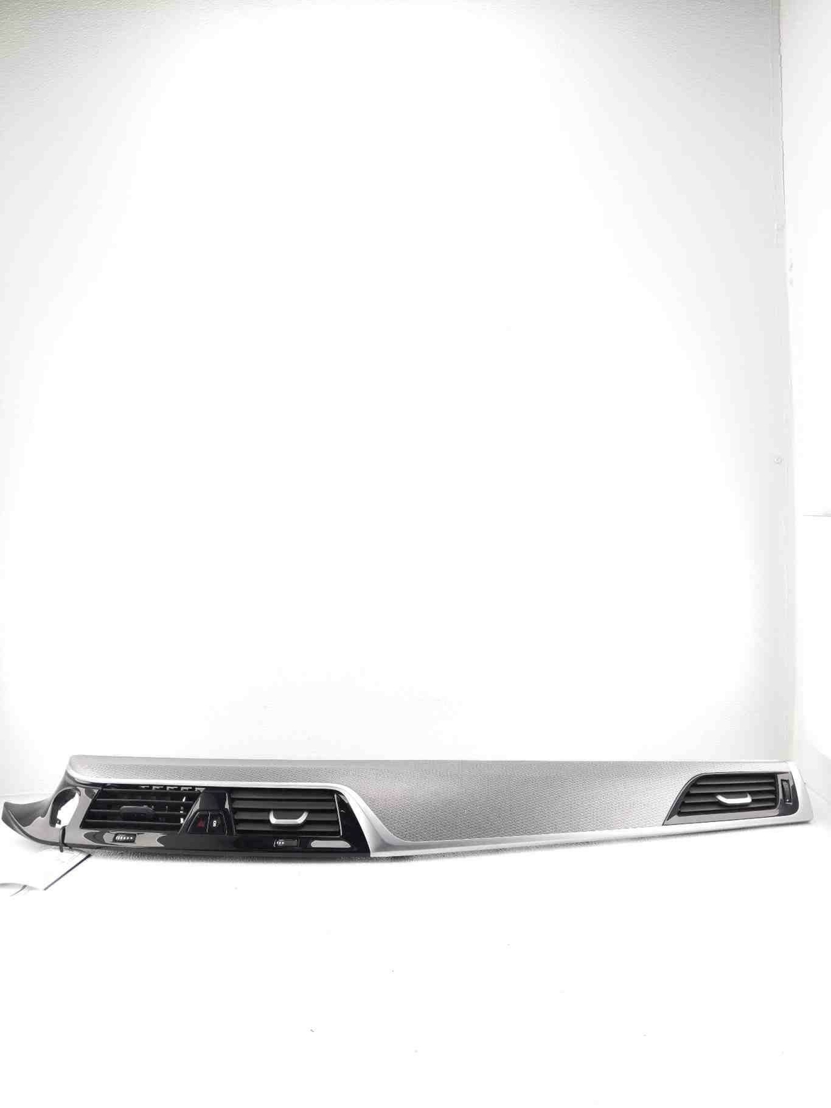 19 2019 BMW 540 Right Center A/C Heater Vent W/ Bezel 64229329579 | eBay