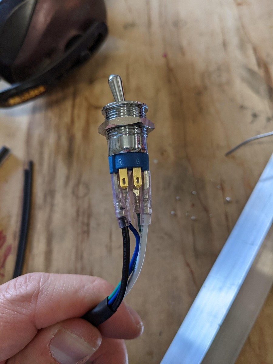 Lighted Toggle Switches 12 Volt | Shelly Lighting