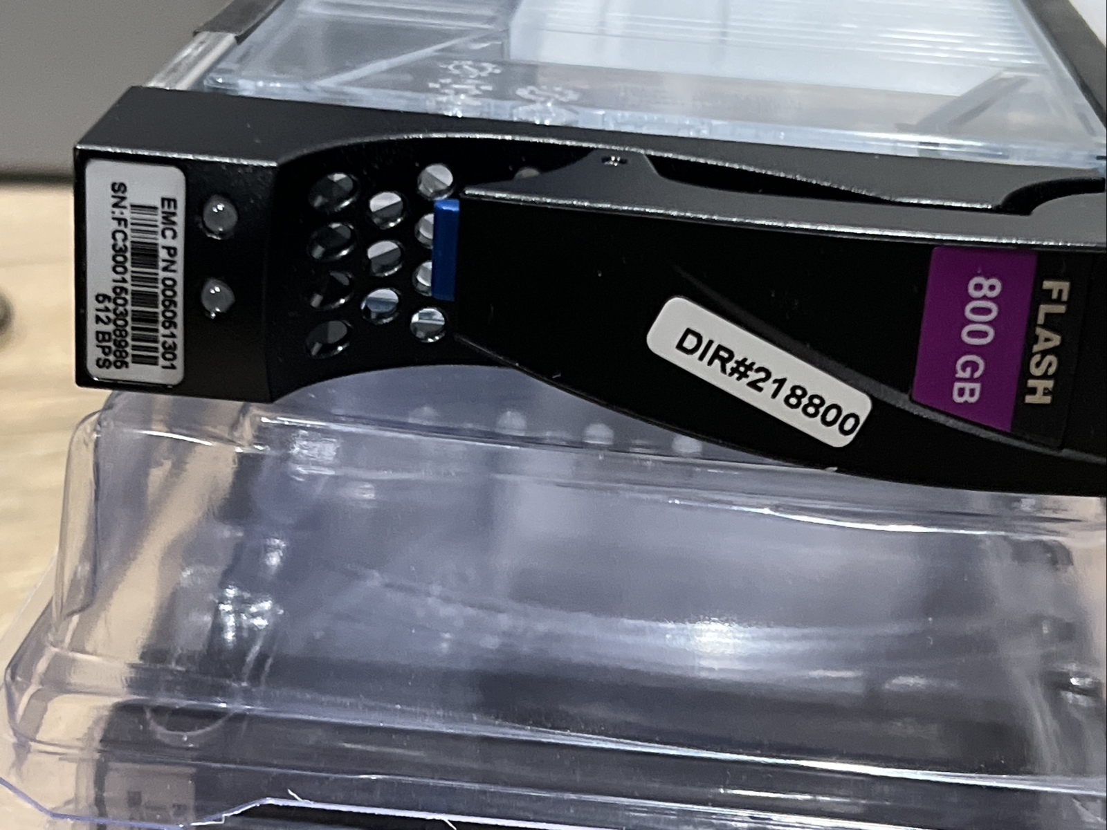 005051301 EMC Data Domain 800GB SAS 3.5" Flash SSD 118000119-03 0B32266 ...