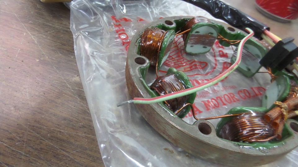NOS Honda Stator 71-73 SL125 73 SL100 71-72 CB100 73-75 CB125 31102-331 ...