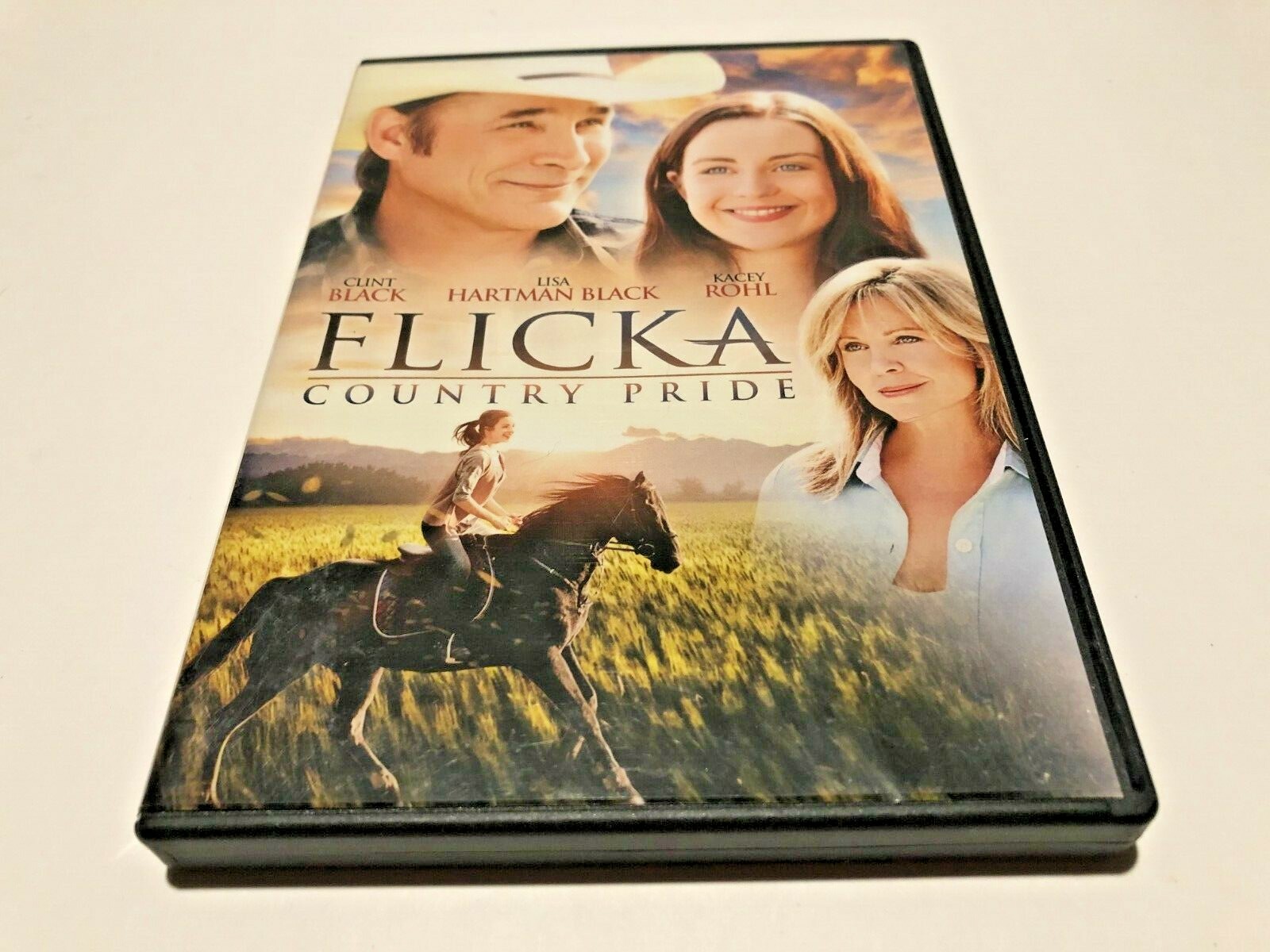 Lily Pearl Black In Flicka 3