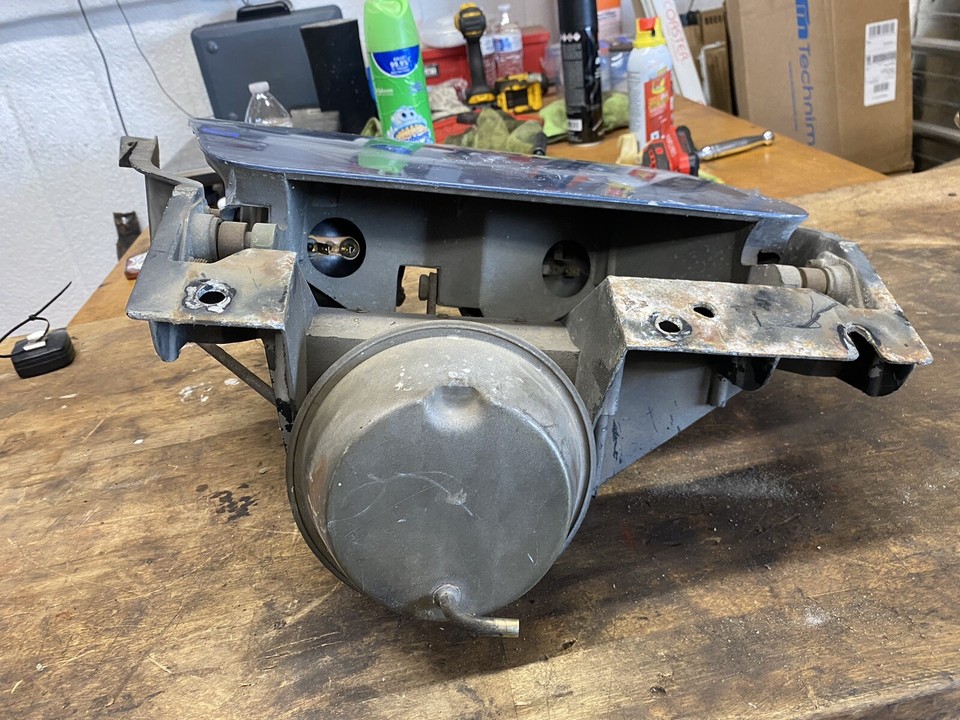 1975-1982 C3 Corvette Headlight Assembly RH Passenger’s Side Used ...