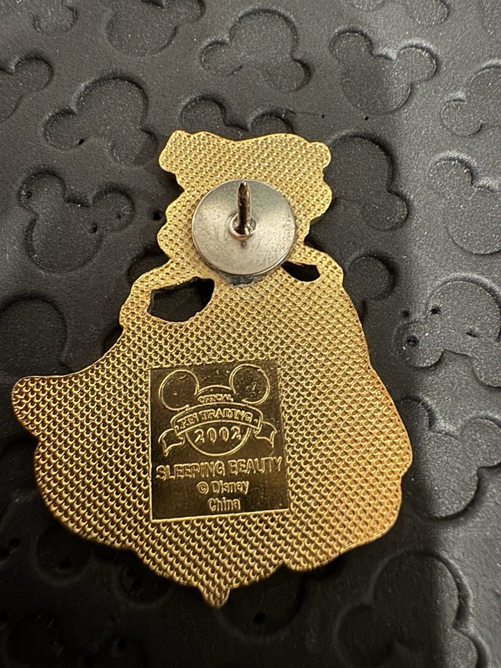 Disney Sparkle Princesses Aurora Sleeping Beauty 2002 Pin | eBay