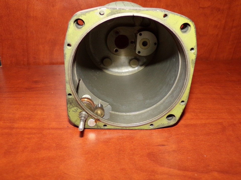 Learjet Mach Airspeed Indicator Instrument Case S225-8 | eBay